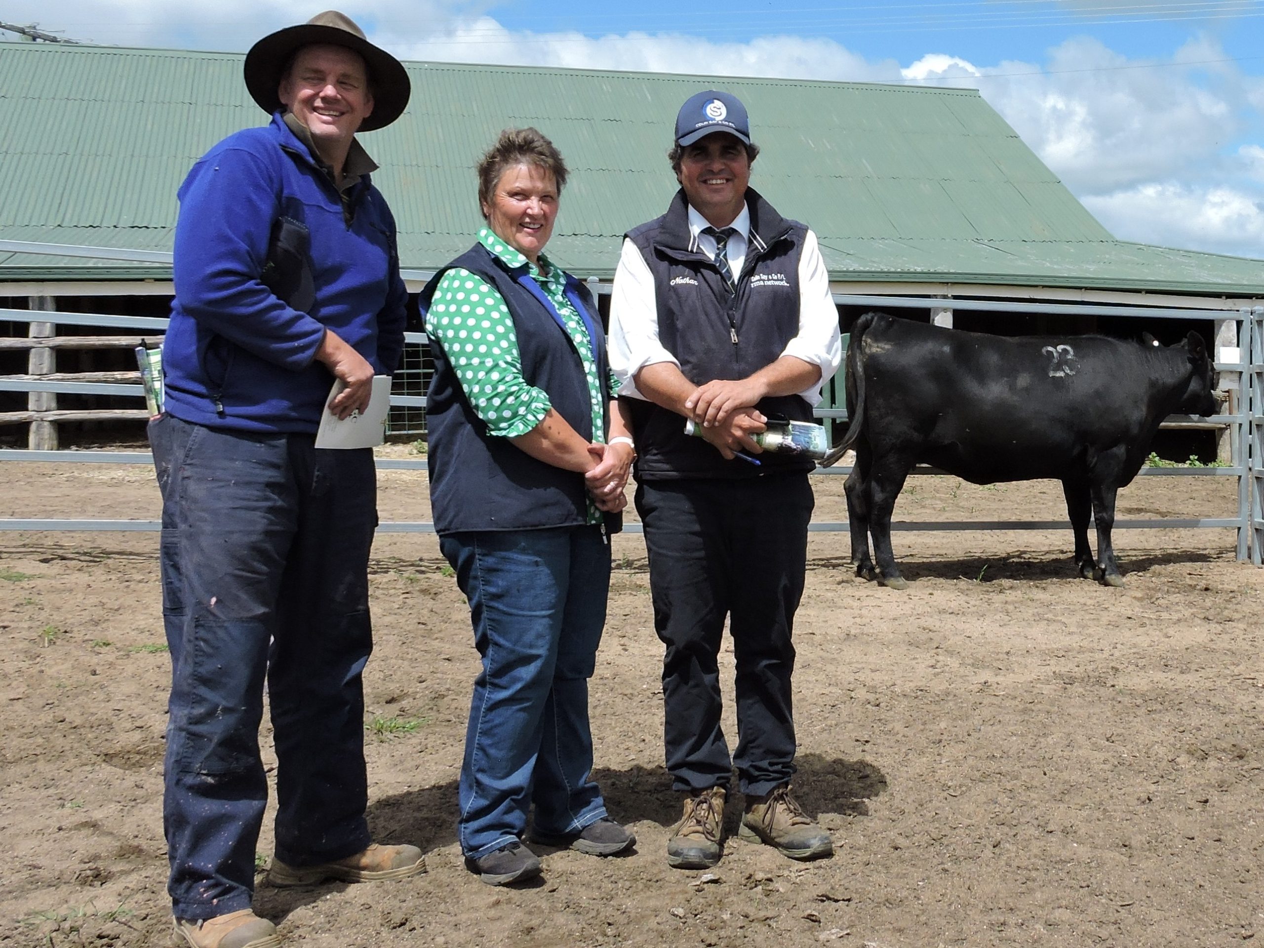 Matt-Hannay-Sally-Nathan-Purvis-DSCN3803-2 - Dulverton Angus Stud